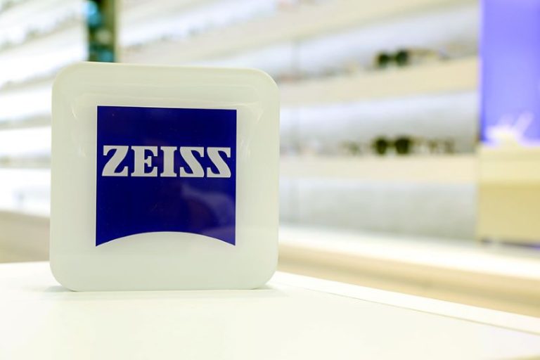 ZEISS avança com modelo de franquias e inaugura a 100ª ótica da marca ...