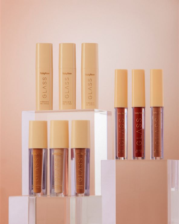 Ruby Rose lança linha completa de maquiagem de alta performance que ...